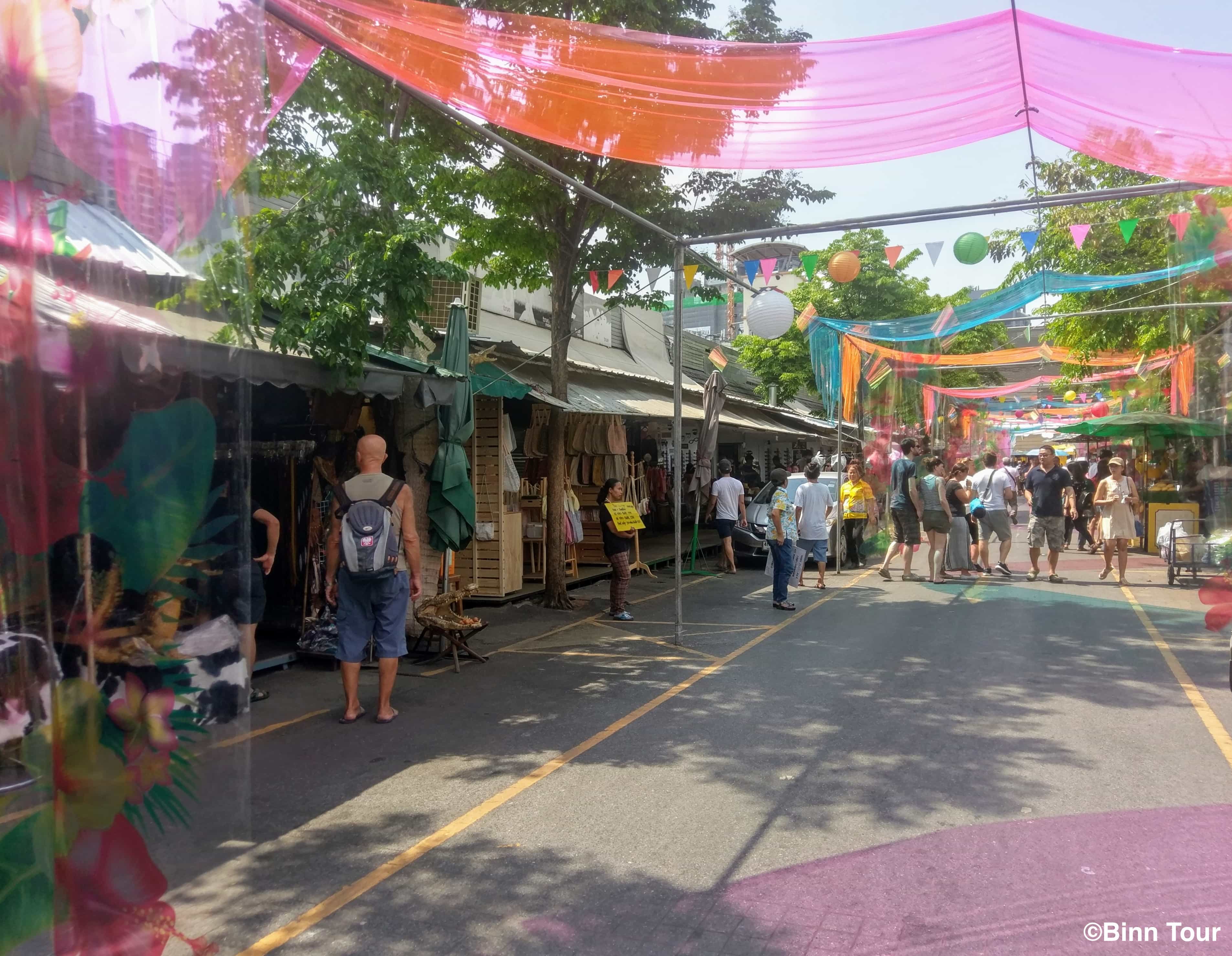 Chatuchak - Binn Tour